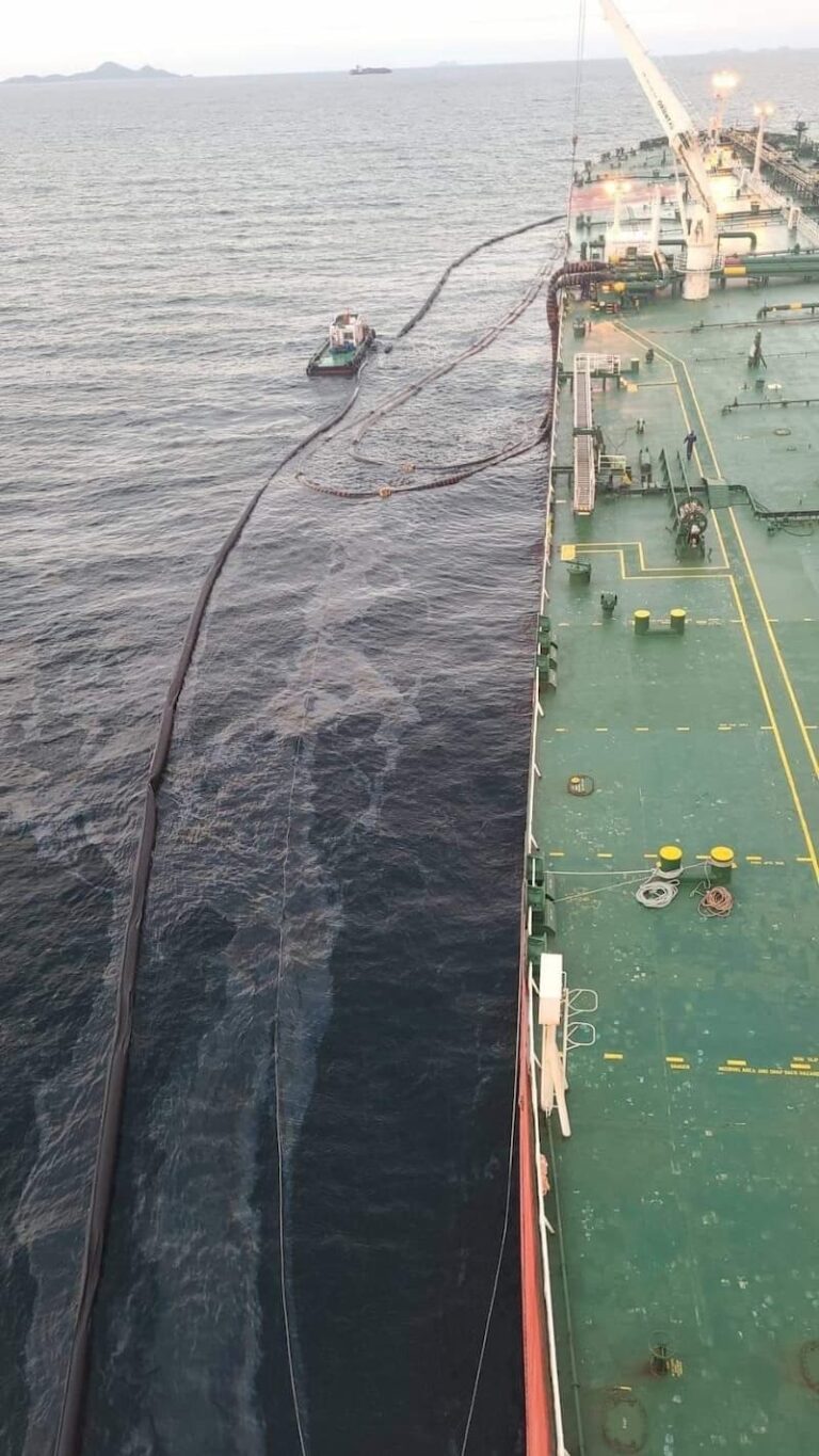 タンカーから石油5万リットル流出 タイ東部シラチャー | newsclip.be